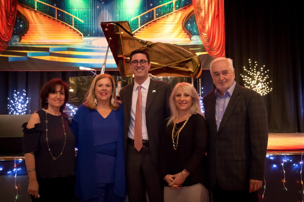 Community Concert - Alfio, Music, Prizes and Panettone - Co.As.It ...